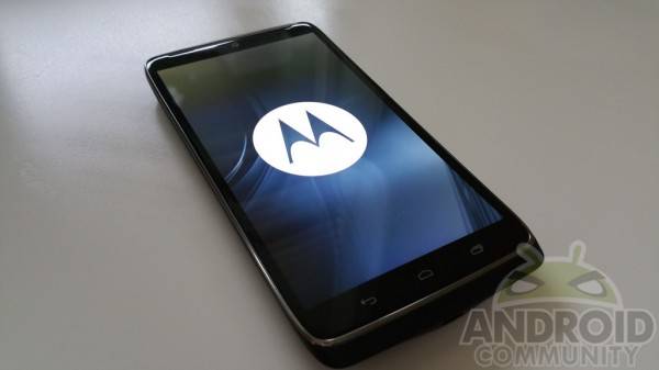 DROID Turbo review: The do-it-all Android phone - Android Community