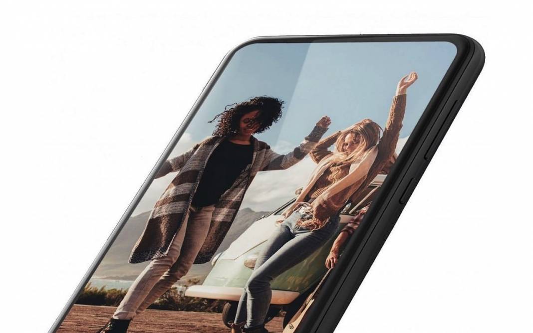 Notchless, almost bezel-less Motorola phone surface online | Android ...